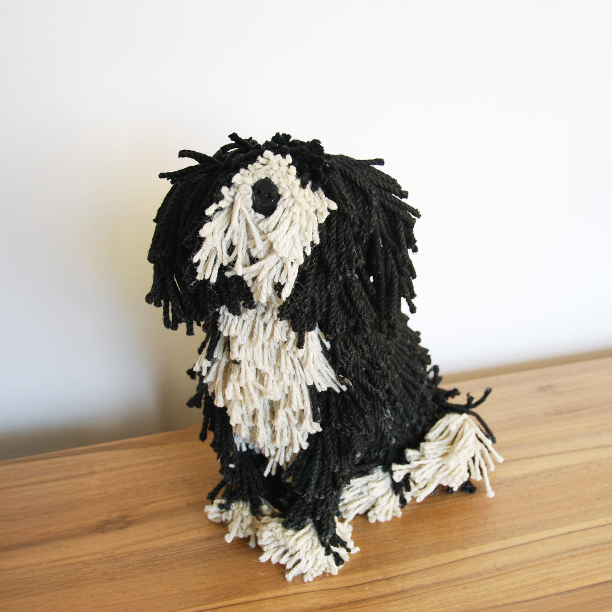 Dougal Dog Sitting - Black /Cream | WOW Cornwall – WowCornwall